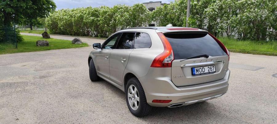 Pelēks Volvo XC60 2014 Viļņa, ar dzinēja tilpumu 2.40 L un nobraukumu 430 tūkst. km par 8050 €, foto 6 vietnē AUTOMOTO.COM.LV