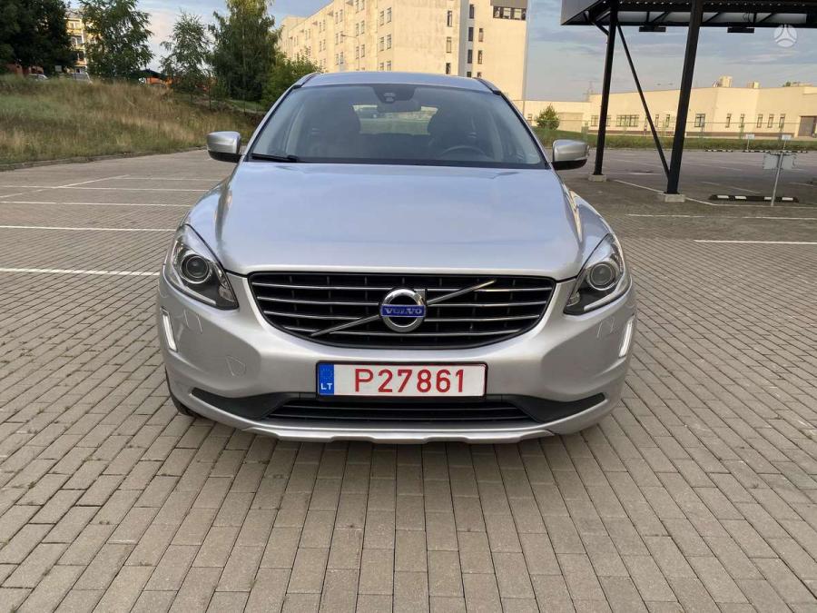 Pelēks Volvo XC60 2014 Viļņa, ar dzinēja tilpumu 2.40 L un nobraukumu 273 tūkst. km par 13350 €, foto 4 vietnē AUTOMOTO.COM.LV