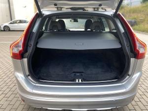 Pelēks Volvo XC60 2014 Viļņa, ar dzinēja tilpumu 2.40 L un nobraukumu 273 tūkst. km par 13350 €, foto 26 vietnē AUTOMOTO.COM.LV