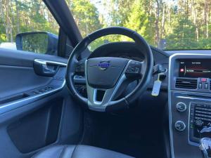Pelēks Volvo XC60 2014 Viļņa, ar dzinēja tilpumu 1.98 L un nobraukumu 230 tūkst. km par 11500 €, foto 15 vietnē AUTOMOTO.COM.LV