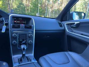 Pelēks Volvo XC60 2014 Viļņa, ar dzinēja tilpumu 1.98 L un nobraukumu 230 tūkst. km par 11500 €, foto 17 vietnē AUTOMOTO.COM.LV