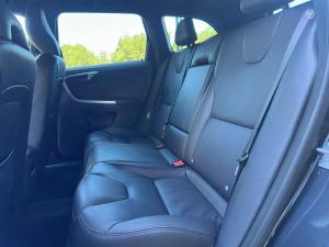 Pelēks Volvo XC60 2014 Viļņa, ar dzinēja tilpumu 1.98 L un nobraukumu 230 tūkst. km par 11500 €, foto 24 vietnē AUTOMOTO.COM.LV