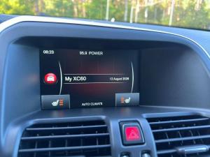 Pelēks Volvo XC60 2014 Viļņa, ar dzinēja tilpumu 1.98 L un nobraukumu 230 tūkst. km par 11500 €, foto 28 vietnē AUTOMOTO.COM.LV