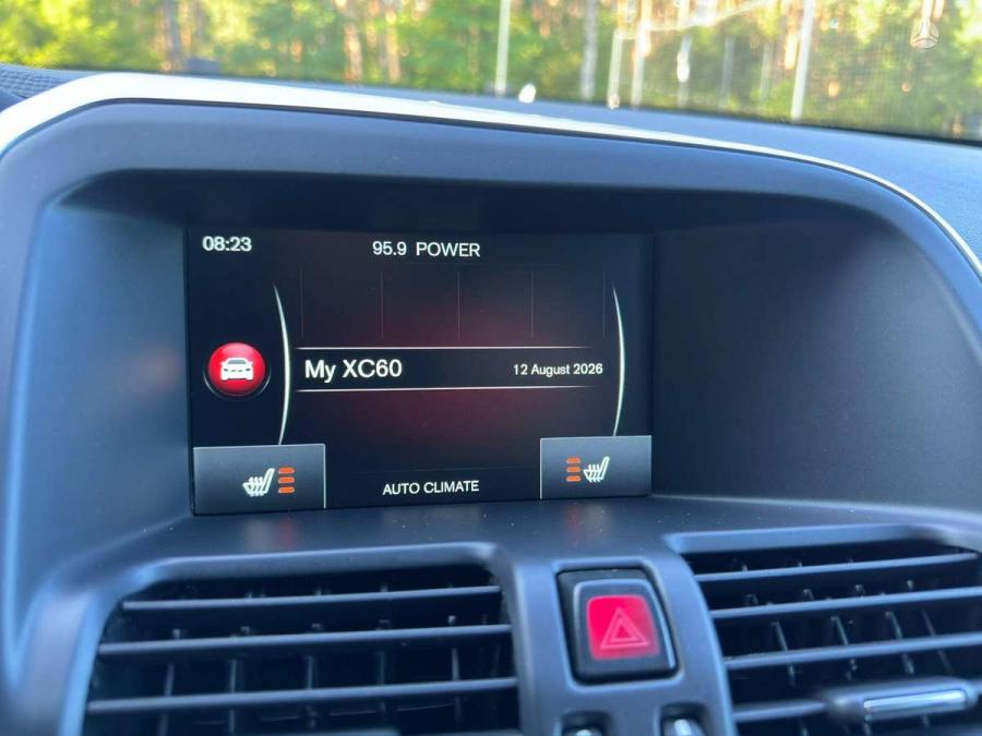 Pelēks Volvo XC60 2014 Viļņa, ar dzinēja tilpumu 1.98 L un nobraukumu 230 tūkst. km par 11500 €, foto 28 vietnē AUTOMOTO.COM.LV