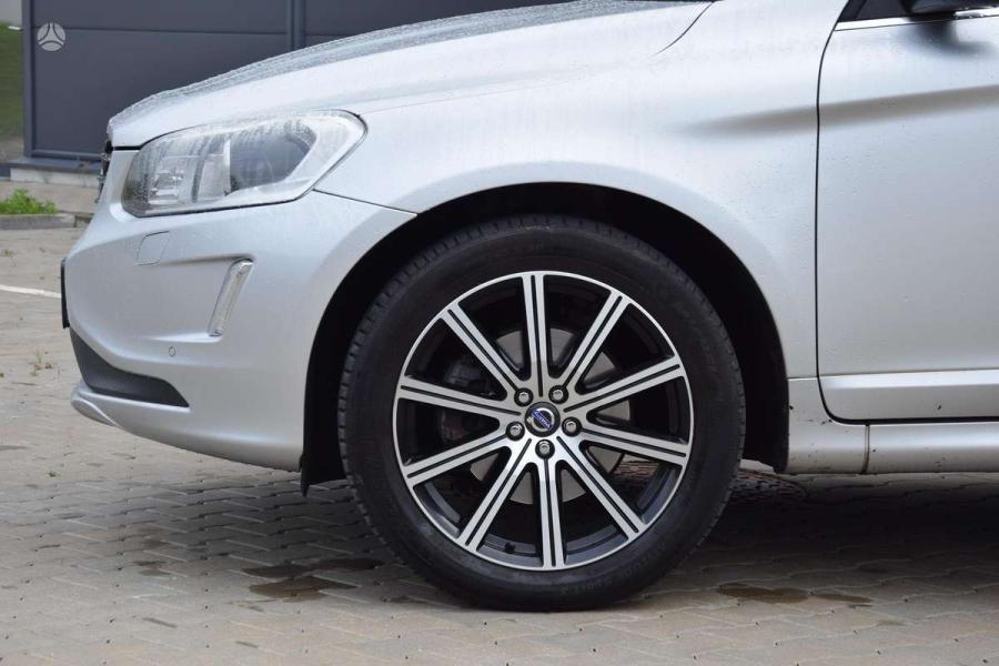 Pelēks Volvo XC60 2014 Viļņa, ar dzinēja tilpumu 2.40 L un nobraukumu 350 tūkst. km par 11250 €, foto 14 vietnē AUTOMOTO.COM.LV