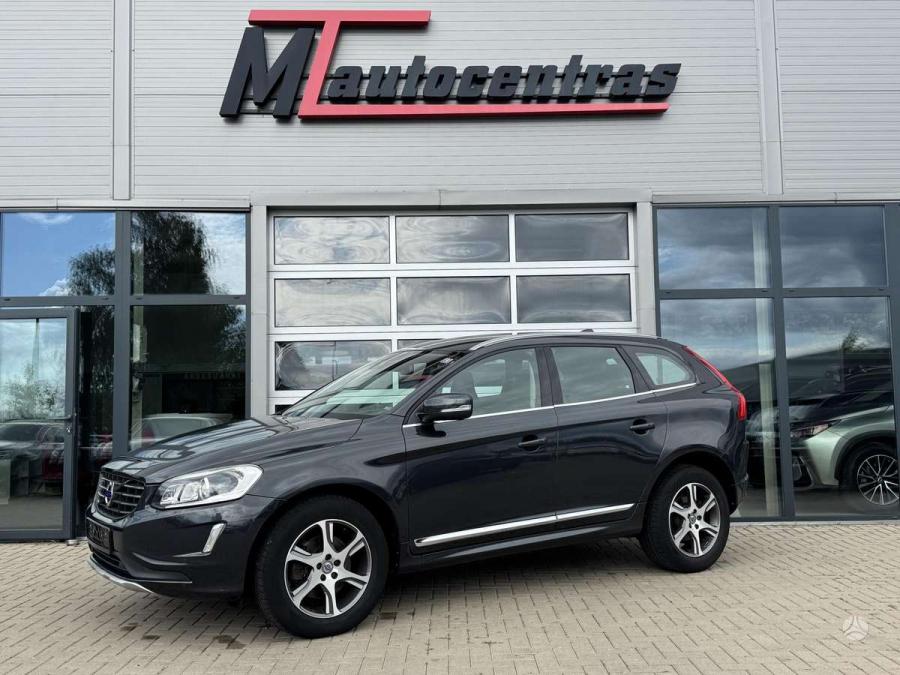 Pelēks Volvo XC60 2014 Viļņa, ar dzinēja tilpumu 2.40 L un nobraukumu 144 tūkst. km par 13000 €, foto 1 vietnē AUTOMOTO.COM.LV