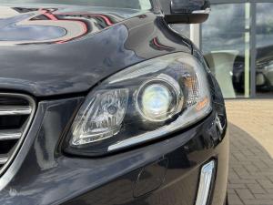 Pelēks Volvo XC60 2014 Viļņa, ar dzinēja tilpumu 2.40 L un nobraukumu 144 tūkst. km par 13000 €, foto 20 vietnē AUTOMOTO.COM.LV