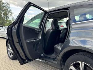 Pelēks Volvo XC60 2014 Viļņa, ar dzinēja tilpumu 2.40 L un nobraukumu 144 tūkst. km par 13000 €, foto 43 vietnē AUTOMOTO.COM.LV