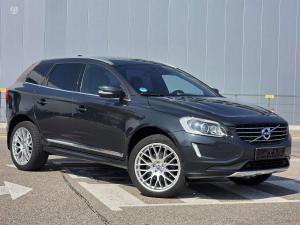 Grey Volvo XC60 2014 in Vilnius, with an engine capacity of 2.40 L and mileage of 203 thousand km for 15600 €, photo 3 on AUTOMOTO.COM.LV