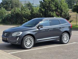 Grey Volvo XC60 2014 in Vilnius, with an engine capacity of 2.40 L and mileage of 203 thousand km for 15600 €, photo 6 on AUTOMOTO.COM.LV