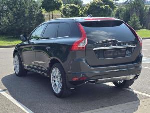 Grey Volvo XC60 2014 in Vilnius, with an engine capacity of 2.40 L and mileage of 203 thousand km for 15600 €, photo 13 on AUTOMOTO.COM.LV