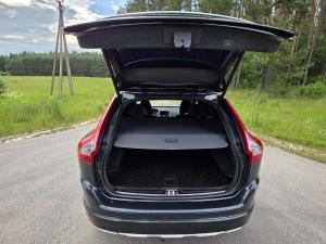 Grey Volvo XC60 2014 in Vilnius, with an engine capacity of 2.40 L and mileage of 203 thousand km for 15600 €, photo 16 on AUTOMOTO.COM.LV