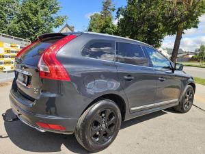 Pelēks Volvo XC60 2014 Šauļi, ar dzinēja tilpumu 2.40 L un nobraukumu 262 tūkst. km par 13950 €, foto 8 vietnē AUTOMOTO.COM.LV