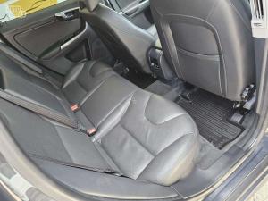 Pelēks Volvo XC60 2014 Šauļi, ar dzinēja tilpumu 2.40 L un nobraukumu 262 tūkst. km par 13950 €, foto 15 vietnē AUTOMOTO.COM.LV