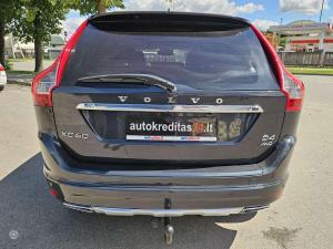 Grey Volvo XC60 2014 in Siauliai, with an engine capacity of 2.40 L and mileage of 262 thousand km for 13959 €, photo 10 on AUTOMOTO.COM.LV