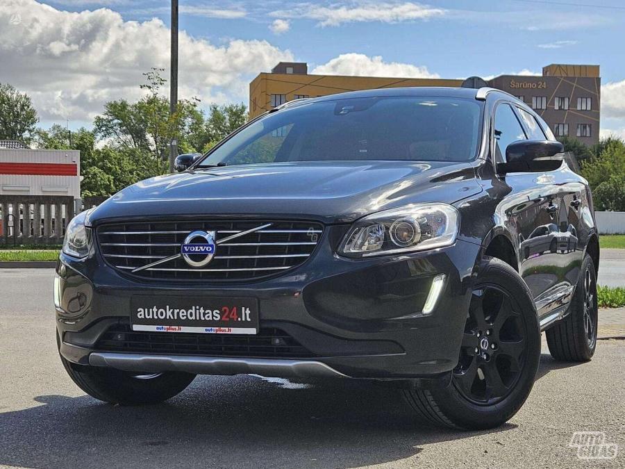 Grey Volvo XC60 2014 in Siauliai, with an engine capacity of 2.40 L and mileage of 262 thousand km for 13959 €, photo 1 on AUTOMOTO.COM.LV