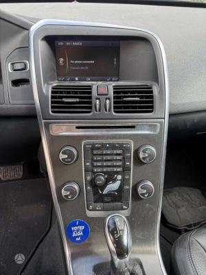 Grey Volvo XC60 2014 in Klaipeda, with an engine capacity of 2.95 L and mileage of 219 thousand km for 5690 €, photo 24 on AUTOMOTO.COM.LV