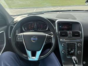 Grey Volvo XC60 2014 in Vilnius, with an engine capacity of 1.97 L and mileage of 323 thousand km for 10500 €, photo 7 on AUTOMOTO.COM.LV