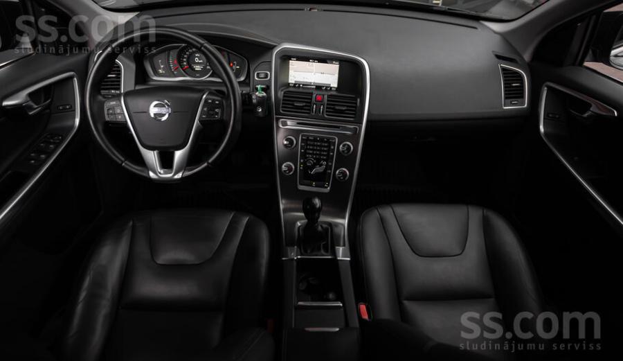 Grey Volvo XC60 2014 in Jelgava, with an engine capacity of 2.00 L and mileage of 0 thousand km for 11700 €, photo 11 on AUTOMOTO.COM.LV