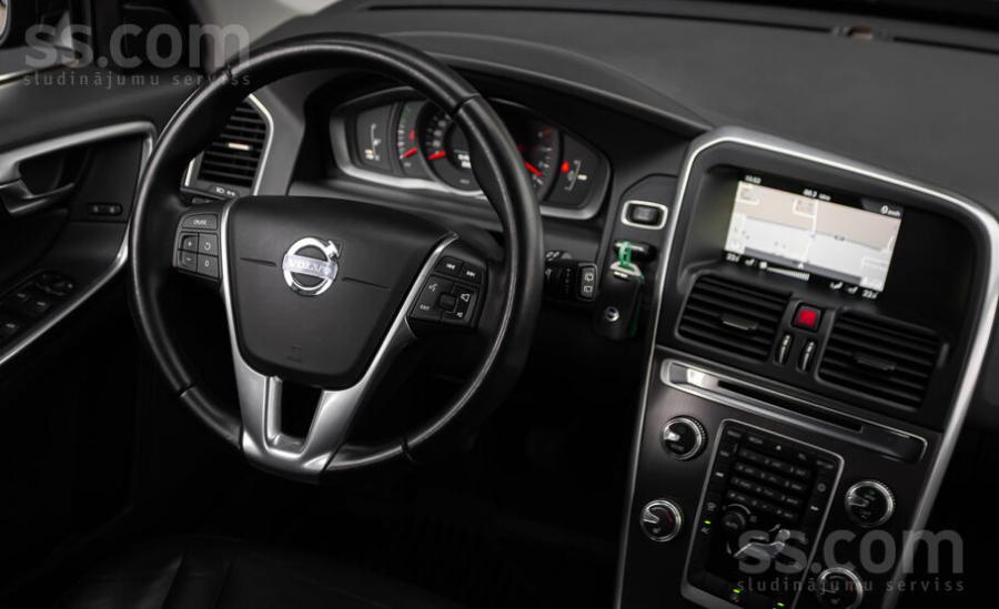 Grey Volvo XC60 2014 in Jelgava, with an engine capacity of 2.00 L and mileage of 0 thousand km for 11700 €, photo 12 on AUTOMOTO.COM.LV