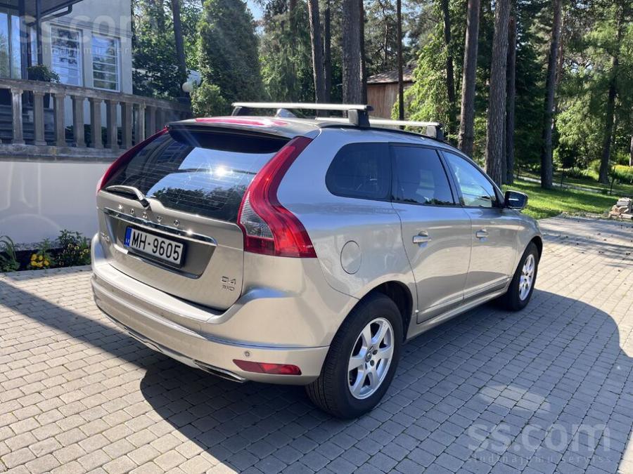Pelēks Volvo XC60 2015 Rīga, ar dzinēja tilpumu 2.40 L un nobraukumu 288 tūkst. km par 7500 €, foto 3 vietnē AUTOMOTO.COM.LV