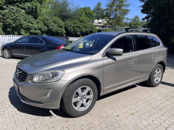 Pelēks Volvo XC60 2015 Rīga, ar dzinēja tilpumu 2.40 L un nobraukumu 288 tūkst. km par 7500 €, foto 4 vietnē AUTOMOTO.COM.LV