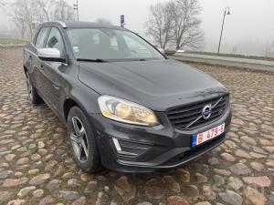 Grey Volvo XC60 2015 in Daugavpils, with an engine capacity of 2.40 L and mileage of 226 thousand km for 14200 €, photo 2 on AUTOMOTO.COM.LV