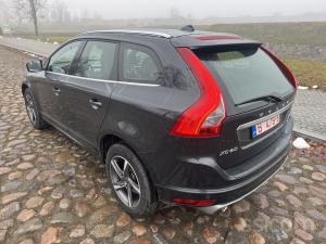 Grey Volvo XC60 2015 in Daugavpils, with an engine capacity of 2.40 L and mileage of 226 thousand km for 14200 €, photo 6 on AUTOMOTO.COM.LV
