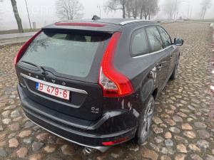 Grey Volvo XC60 2015 in Daugavpils, with an engine capacity of 2.40 L and mileage of 226 thousand km for 14200 €, photo 7 on AUTOMOTO.COM.LV