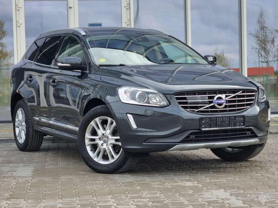 Grey Volvo XC60 2015 in Vilnius, with an engine capacity of 2.40 L and mileage of 235 thousand km for 16800 €, photo 1 on AUTOMOTO.COM.LV