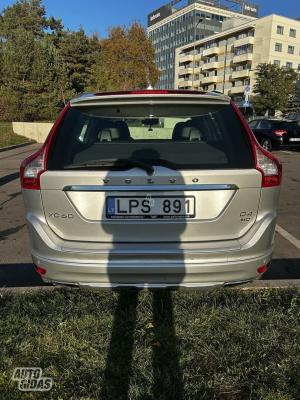 Grey Volvo XC60 2015 in Vilnius, with an engine capacity of 2.40 L and mileage of 255 thousand km for 11400 €, photo 6 on AUTOMOTO.COM.LV