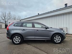 Pelēks Volvo XC60 2015 Rīga, ar dzinēja tilpumu 2.40 L un nobraukumu 196 tūkst. km par 11990 €, foto 3 vietnē AUTOMOTO.COM.LV