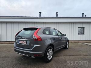 Pelēks Volvo XC60 2015 Rīga, ar dzinēja tilpumu 2.40 L un nobraukumu 196 tūkst. km par 11990 €, foto 4 vietnē AUTOMOTO.COM.LV