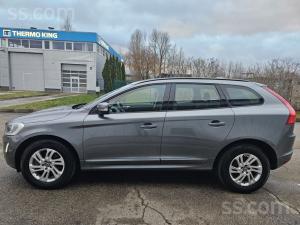 Pelēks Volvo XC60 2015 Rīga, ar dzinēja tilpumu 2.40 L un nobraukumu 196 tūkst. km par 11990 €, foto 7 vietnē AUTOMOTO.COM.LV