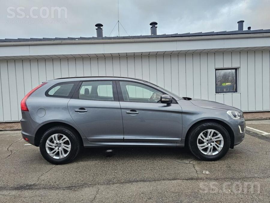 Pelēks Volvo XC60 2015 Rīga, ar dzinēja tilpumu 2.40 L un nobraukumu 196 tūkst. km par 11990 €, foto 14 vietnē AUTOMOTO.COM.LV