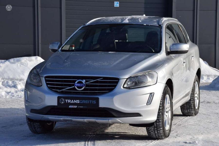 Grey Volvo XC60 2015 in Vilnius, with an engine capacity of 1.97 L and mileage of 240 thousand km for 9999 €, photo 6 on AUTOMOTO.COM.LV