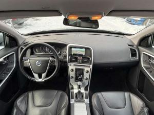 Grey Volvo XC60 2015 in Vilnius, with an engine capacity of 1.97 L and mileage of 240 thousand km for 9999 €, photo 17 on AUTOMOTO.COM.LV
