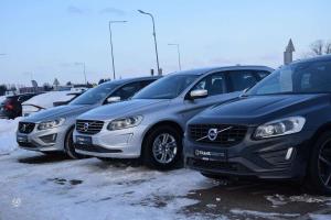 Grey Volvo XC60 2015 in Vilnius, with an engine capacity of 1.97 L and mileage of 240 thousand km for 9999 €, photo 30 on AUTOMOTO.COM.LV
