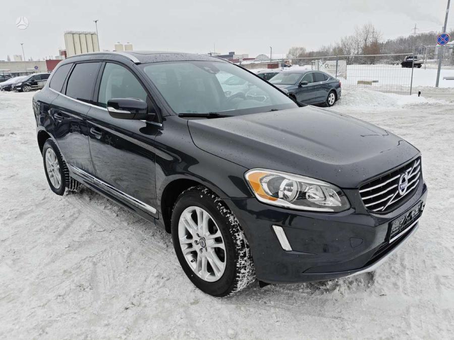 Grey Volvo XC60 2015 in Kaunas, with an engine capacity of 1.97 L and mileage of 155 thousand km for 12900 €, photo 7 on AUTOMOTO.COM.LV