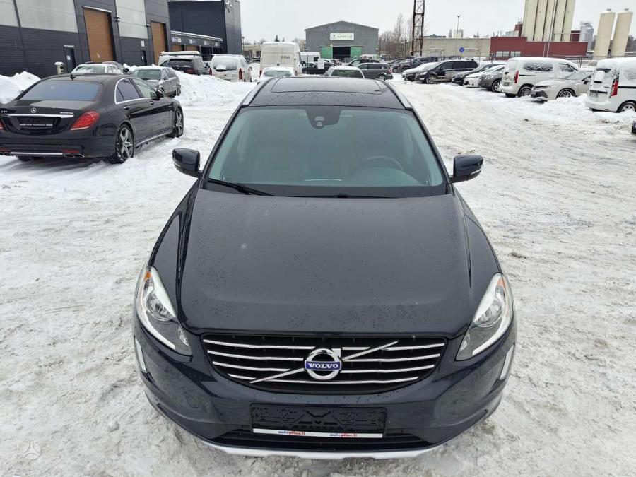 Grey Volvo XC60 2015 in Kaunas, with an engine capacity of 1.97 L and mileage of 155 thousand km for 12900 €, photo 8 on AUTOMOTO.COM.LV