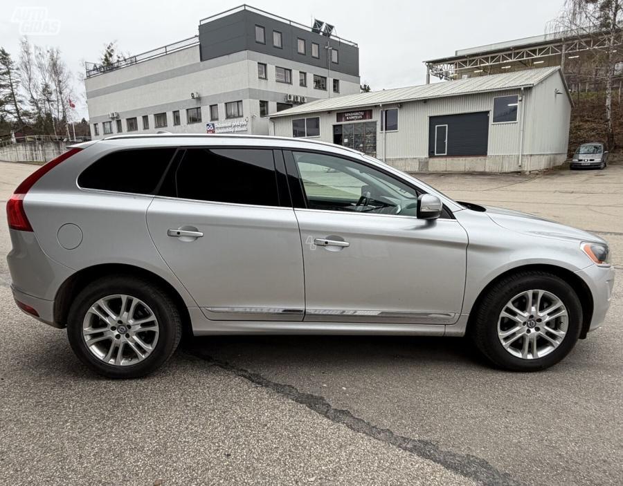 Grey Volvo XC60 2015 in Alytus, with an engine capacity of 2.00 L and mileage of 188 thousand km for 13200 €, photo 6 on AUTOMOTO.COM.LV