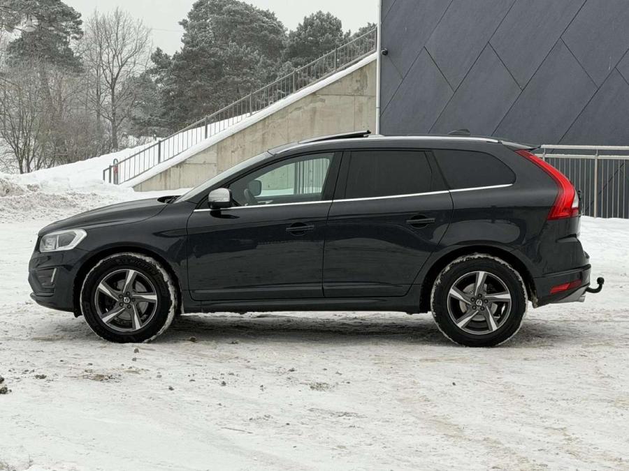 Grey Volvo XC60 2015 in Jonava, with an engine capacity of 2.40 L and mileage of 290 thousand km for 14650 €, photo 4 on AUTOMOTO.COM.LV