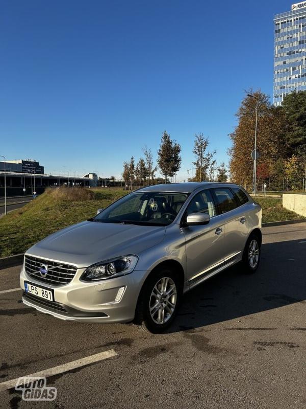 Grey Volvo XC60 2015 in Vilnius, with an engine capacity of 2.40 L and mileage of 255 thousand km for 11400 €, photo 1 on AUTOMOTO.COM.LV
