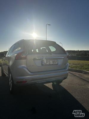 Pelēks Volvo XC60 2015 Viļņa, ar dzinēja tilpumu 2.40 L un nobraukumu 255 tūkst. km par 11400 €, foto 6 vietnē AUTOMOTO.COM.LV