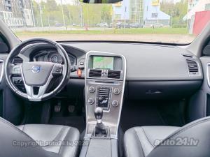 Серый Вольво ХС60 2015 в Таллин, объемом двигателя 2.00 л и пробегом 170 тыс. км за 12999 €, фото 14 на AUTOMOTO.COM.LV