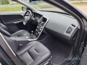 Серый Вольво ХС60 2015 в Таллин, объемом двигателя 2.00 л и пробегом 170 тыс. км за 12999 €, фото 15 на AUTOMOTO.COM.LV