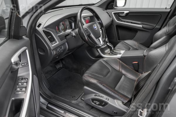 Pelēks Volvo XC60 2015 Ogre, ar dzinēja tilpumu 2.40 L un nobraukumu 0 tūkst. km par 14900 €, foto 8 vietnē AUTOMOTO.COM.LV