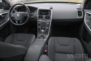 Pelēks Volvo XC60 2015 Rīga, ar dzinēja tilpumu 2.00 L un nobraukumu 270 tūkst. km par 11990 €, foto 7 vietnē AUTOMOTO.COM.LV