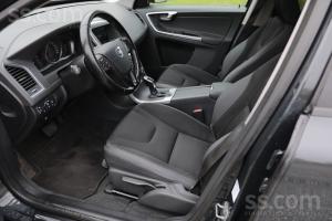 Pelēks Volvo XC60 2015 Rīga, ar dzinēja tilpumu 2.00 L un nobraukumu 270 tūkst. km par 11990 €, foto 8 vietnē AUTOMOTO.COM.LV