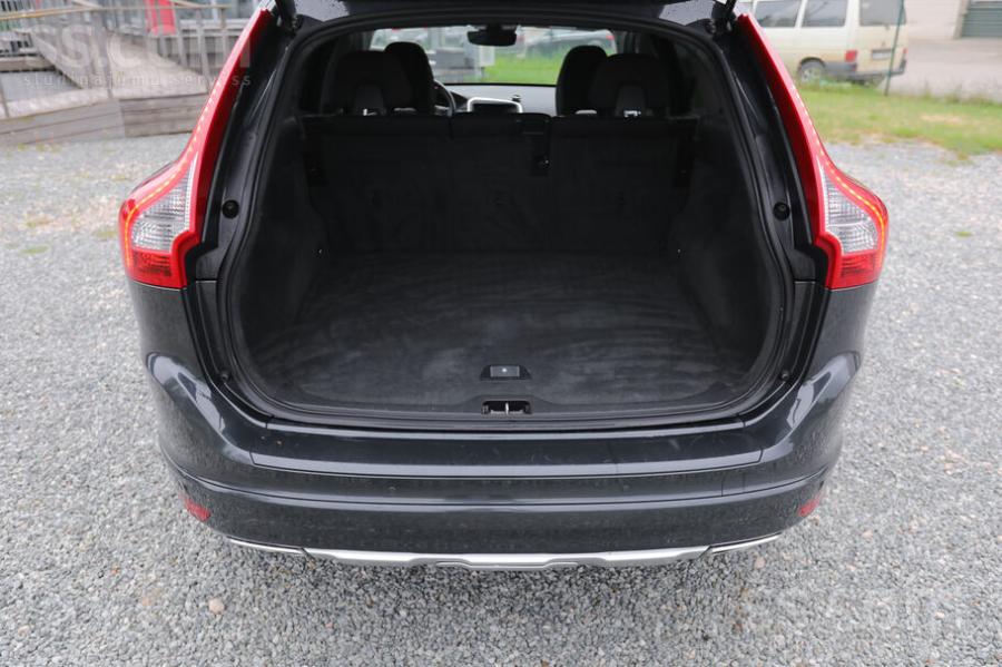 Pelēks Volvo XC60 2015 Rīga, ar dzinēja tilpumu 2.00 L un nobraukumu 270 tūkst. km par 11990 €, foto 12 vietnē AUTOMOTO.COM.LV